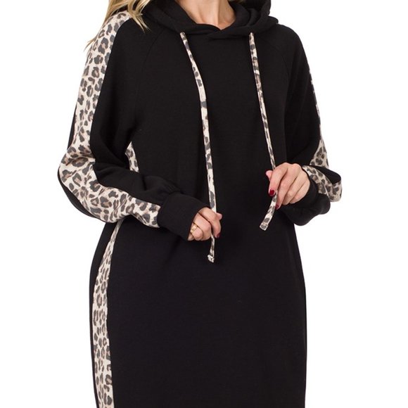 Zenana Outfitters | Tops | Last One Size Largeleopard Soft Stretch ...